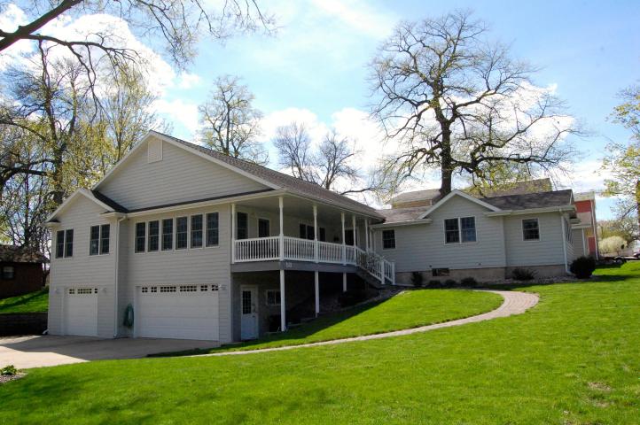 53 E BROADWAY ST, ARNOLDS PARK, IA 51331 – Jensen Real Estate