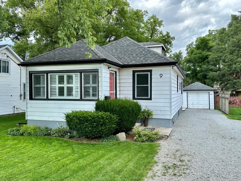 9 BEAVER STREET, GLEN WILLIAMS , ONTARIO L7G 3P4 – HeyRay